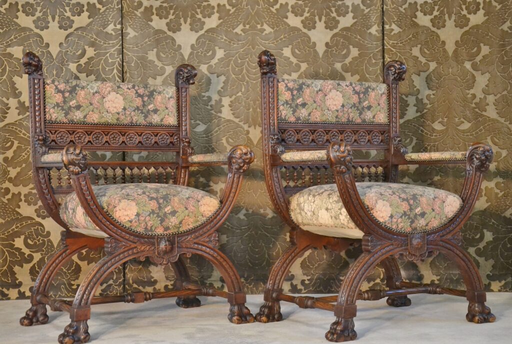 Siège Curule : Achat, Prix et Styles du Mobilier Ancien